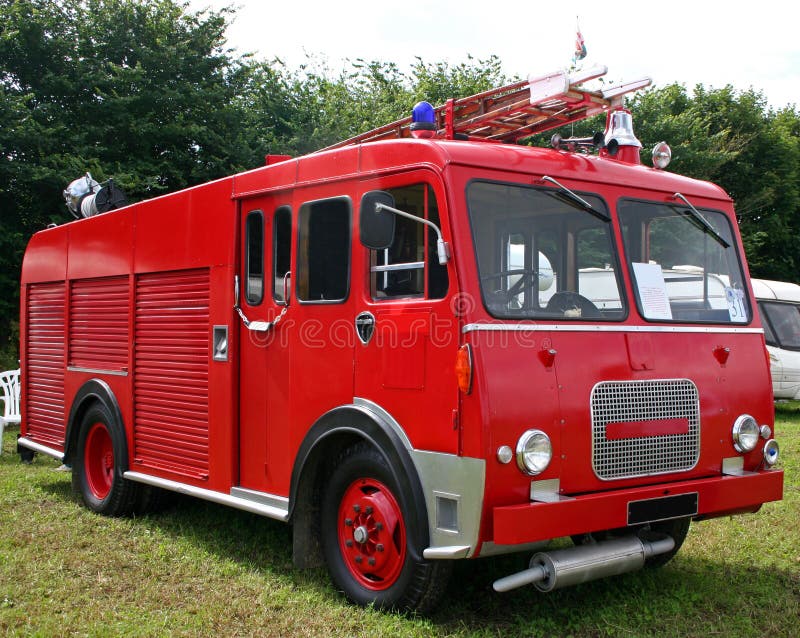 Vintage fire engine stock image. Image of flame, burn - 12715939