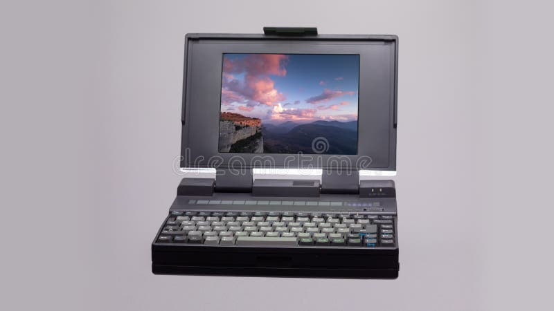 Hacking a Vintage Old Vintage TV or Computer Monitor Screen 80s 90s ...