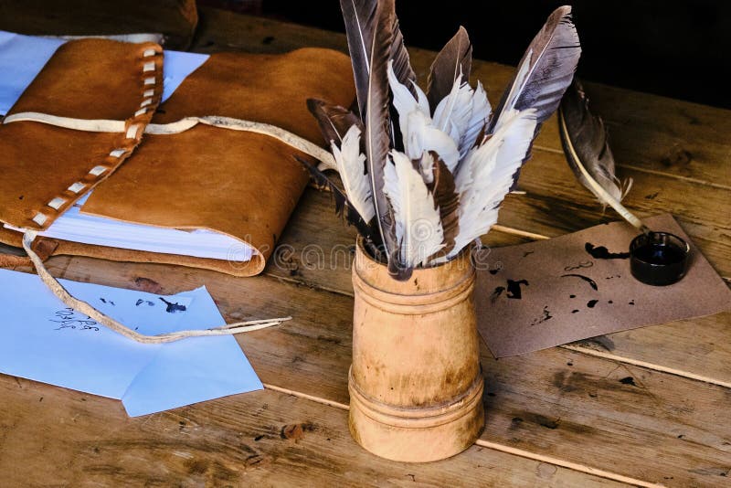 Vintage Letter Writing Set. Feathers And Ink For Writing In Retro Style ...