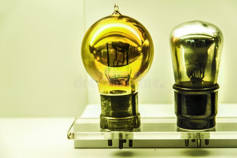Vintage Light Bulbs editorial stock photo. Image of electricity - 34745953