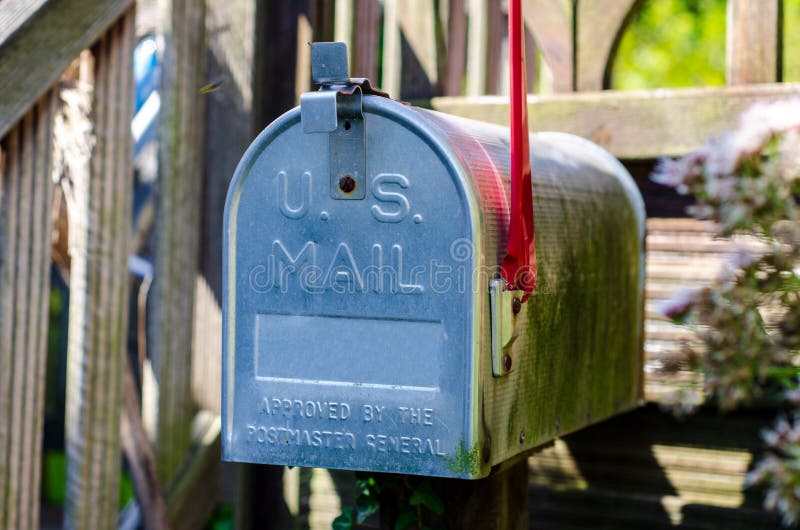 Vintage Metal US Post Mail Box Editorial Photo - Image of home ...
