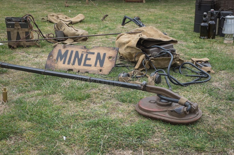 Vintage mine sweeper stock image. Image of retro, engineer - 32925291