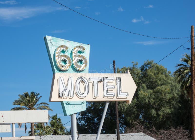 Vintage motel sign editorial stock image. Image of business - 95649059