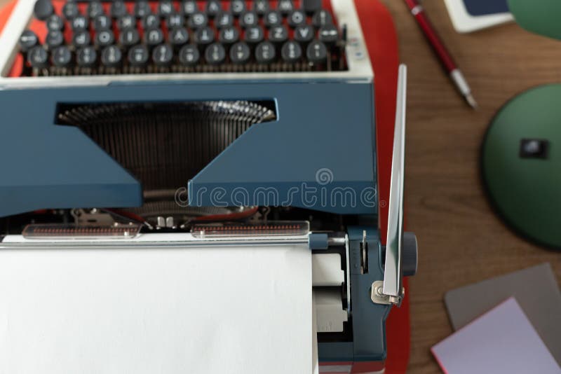 Vintage Old Typewriter at Wooden Desk Table. Writer or Screenwriter ...
