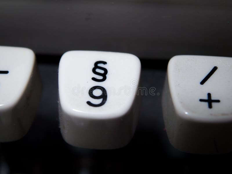 Vintage Paragraph and Number Nine Key on Typewriter Stock Photo - Image ...