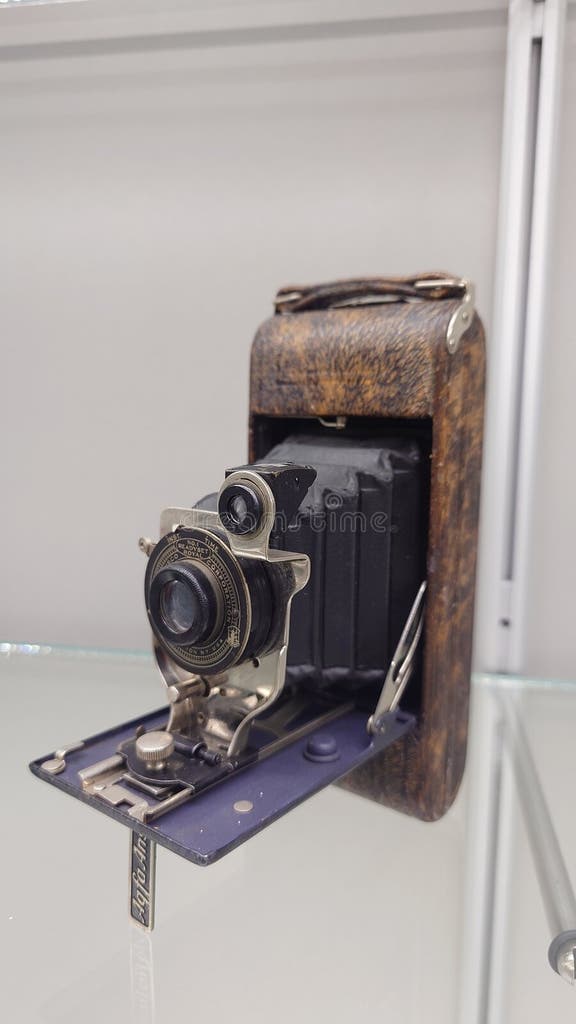Vintage Photography Camera - Retro Technology Object Editorial Stock ...