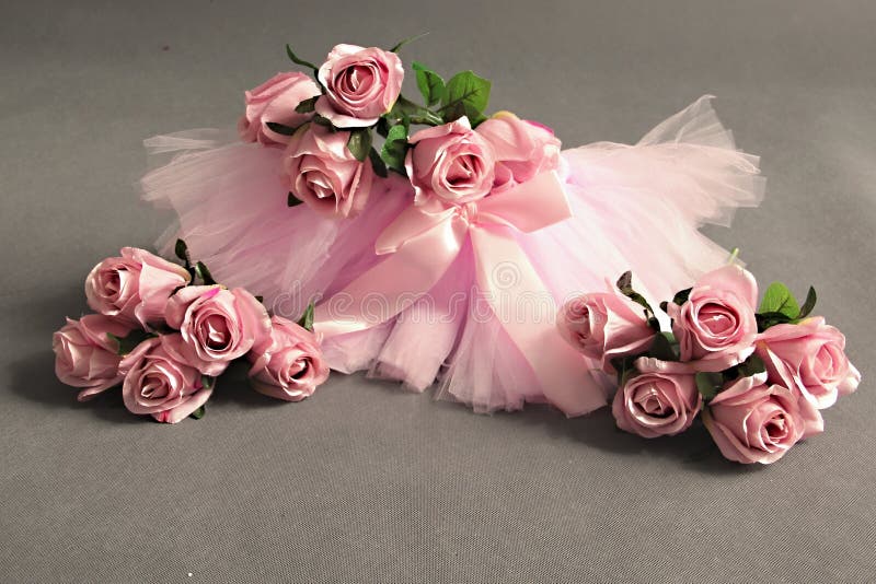 Vintage pink roses stock photo. Image of violet, bouquet - 181332900