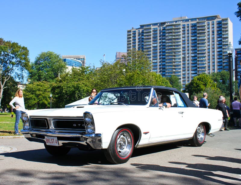 Vintage Pontiac GTO editorial image. Image of fast, automobile - 26879330