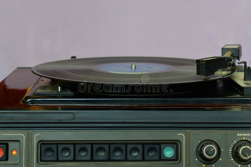 Vintage Record Player with Vinyl Disc, Close-up Stock Image - Image of ...