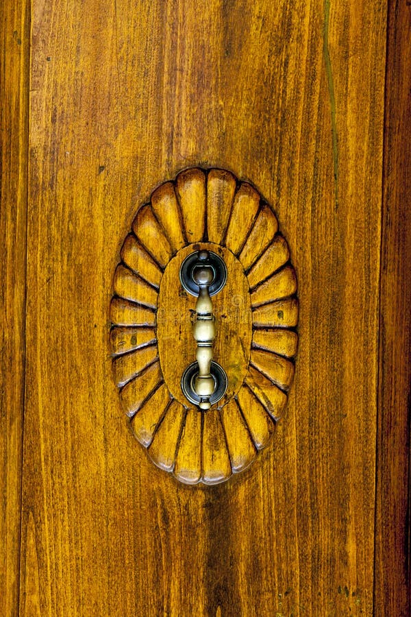 Vintage Round Metal Door Handle. Stock Image - Image of faceshaped ...