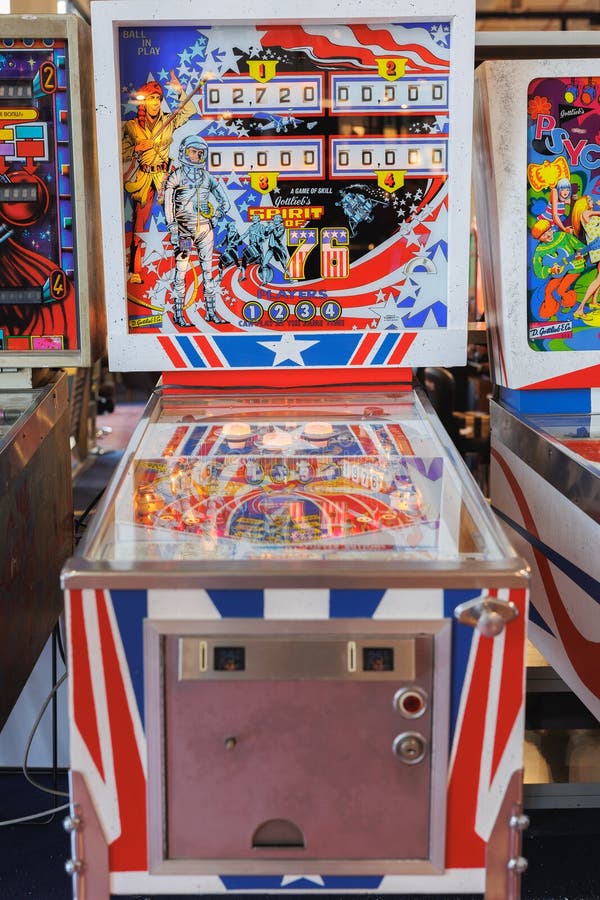 Vintage 70 S Multicolor Pinball Machine Editorial Stock Image - Image ...