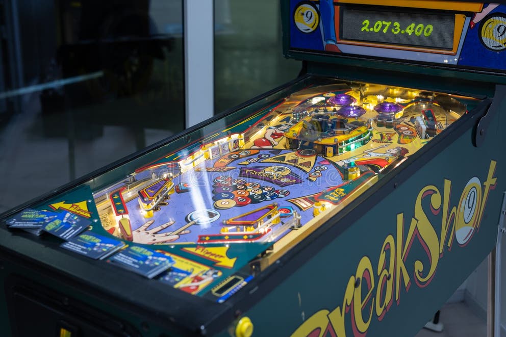 Vintage 70 S Multicolor Pinball Machine Editorial Photo - Image of ...