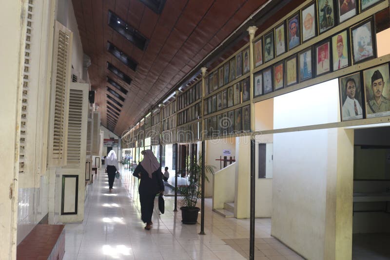 Vintage school building editorial image. Image of infrastructure ...