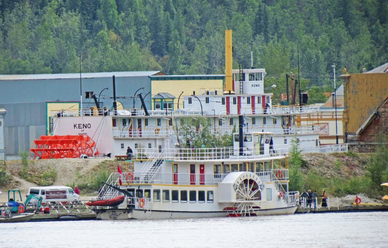 Vintage Sternwheeler imagen de archivo editorial. Imagen de atracado ...