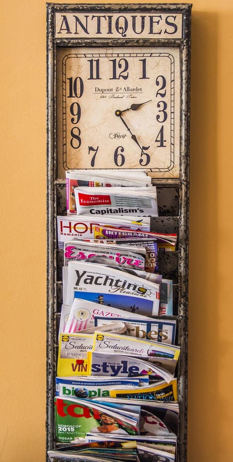 Vintage style wall clock editorial photo. Image of wall - 50264296