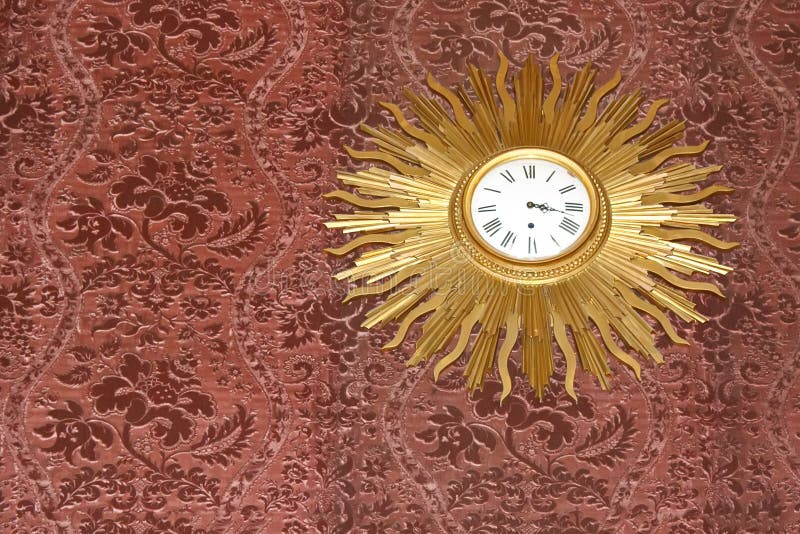 Vintage Sun Rays Clock stock photo. Image of clock, roman - 20766316