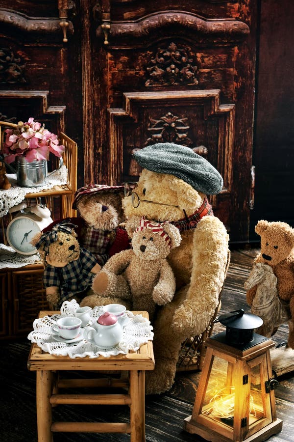 Vintage Teddy Bear Family Sitting at the Tea Table Stock Photo - Image ...