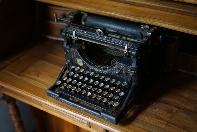 Vintage Typing Machine on the Desk Editorial Stock Photo - Image of ...