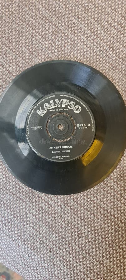 Vintage Vinyl Records editorial stock photo. Image of reggae - 237210018