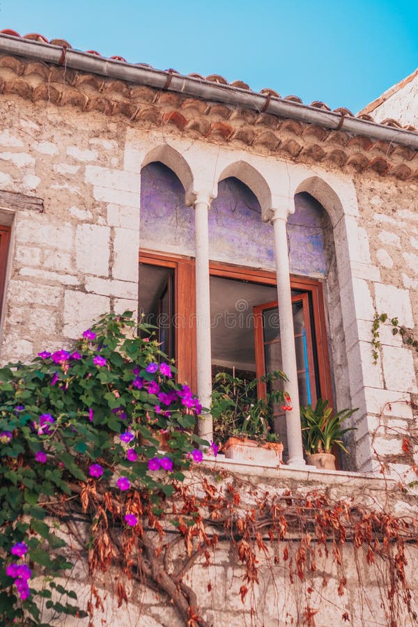 Windows with Arches and Columns Stock Image - Image of brick, historic ...
