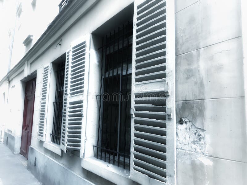 Vintage Windows Old Building Street Look Stock Image - Image of look ...