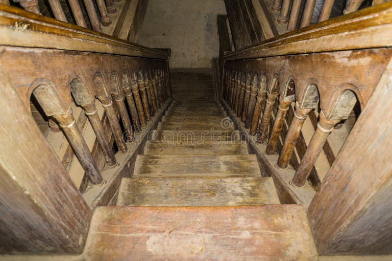 Vintage Wooden Staircase Going Down Stock Photo - Image of wall, light ...