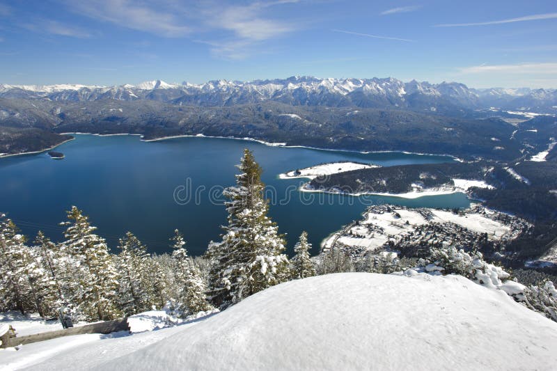 Taiji Bay Yalu River arkivfoto. Bild av flod, vinter - 79444054