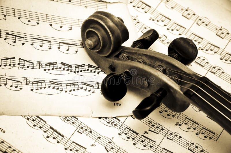 Violín foto de archivo. Imagen de mano, violeta, instrumento - 4181656