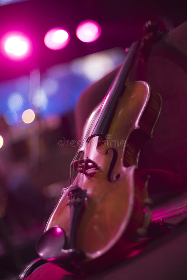 Violin at a concert stock image. Image of musical, people - 164703925