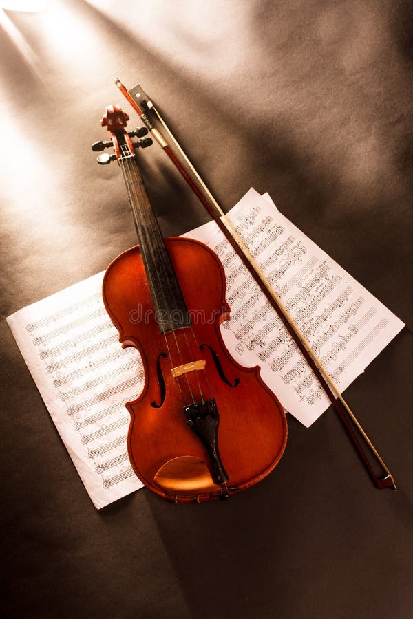 The red violin stock image. Image of laque, beethoven - 1920917