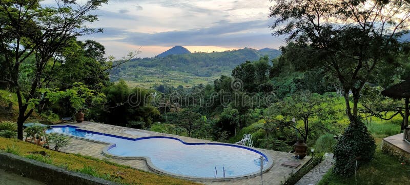 Violin Pool with Beautiful Nature Scenery Stock Image - Image of pool ...
