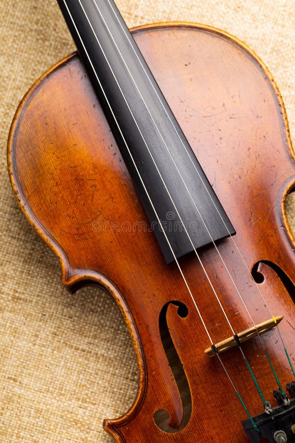 Western Musical Instrument, Violin Stock Photo - Image of equipment ...