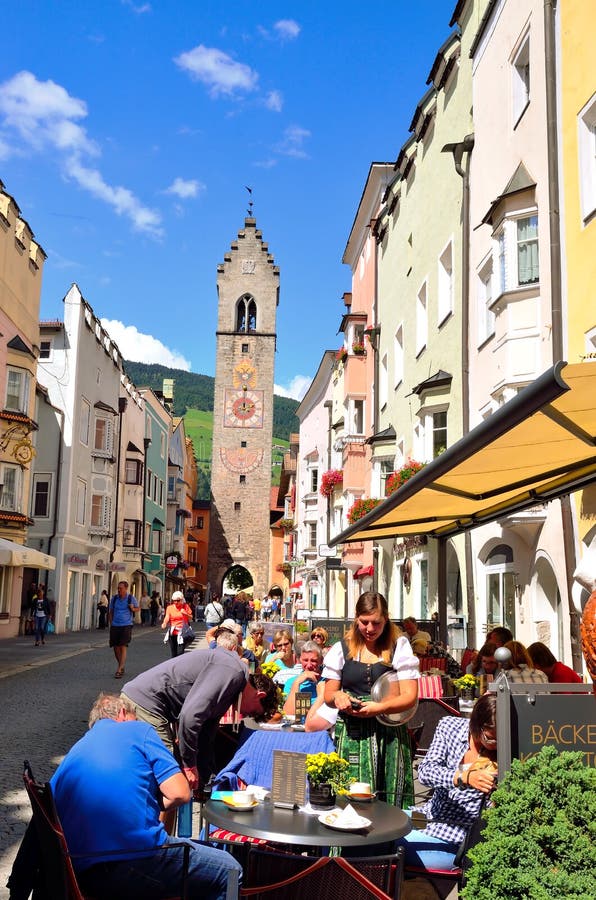 Vipiteno photo stock éditorial. Image of alto, dolomites - 61586238