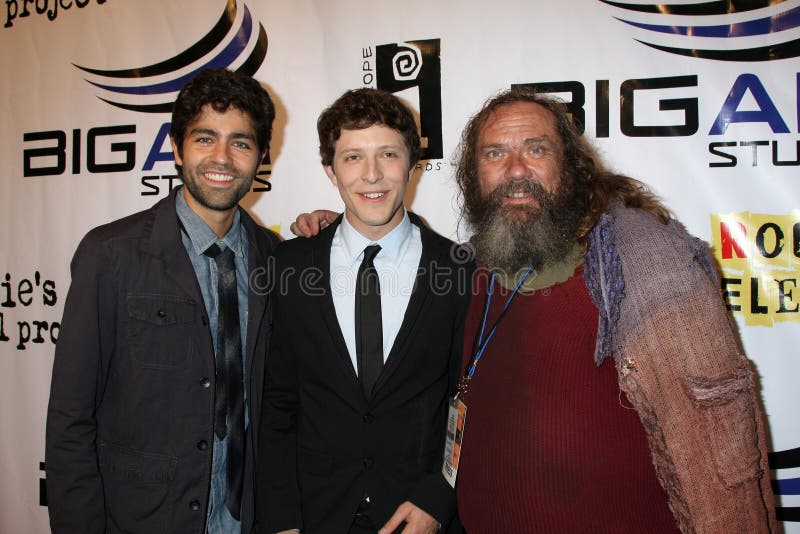 VIPs Arriving at the Premiere of Archie S Final Project Editorial ...