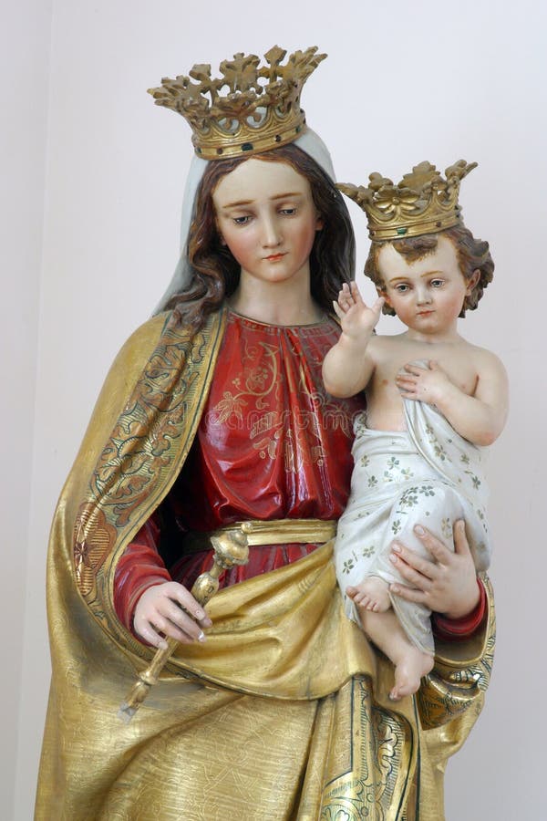 Virgen Maria Con El Bebé Jesús Foto de archivo - Imagen de altar, color ...
