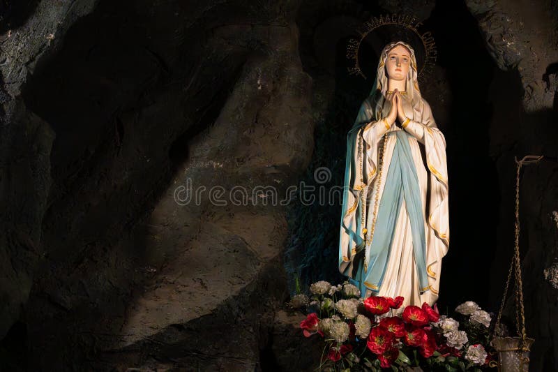 Virgin Mary Statue Inside a Church Editorial Photography - Image of ...