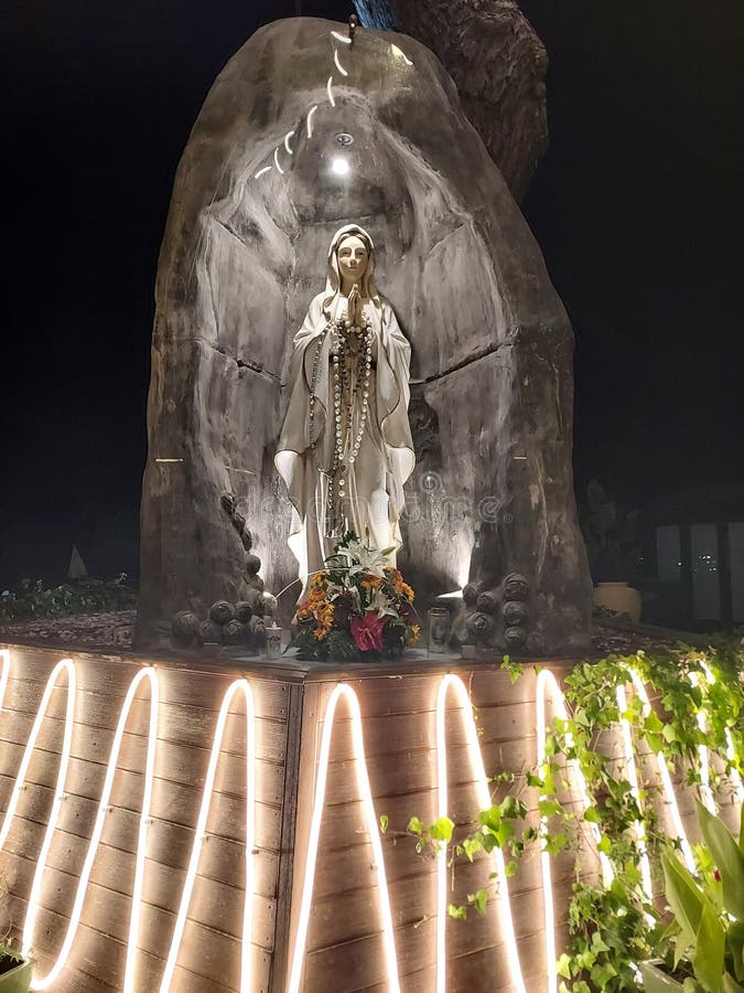 Virgin Mary statue/shrine stock image. Image of statue - 265492389