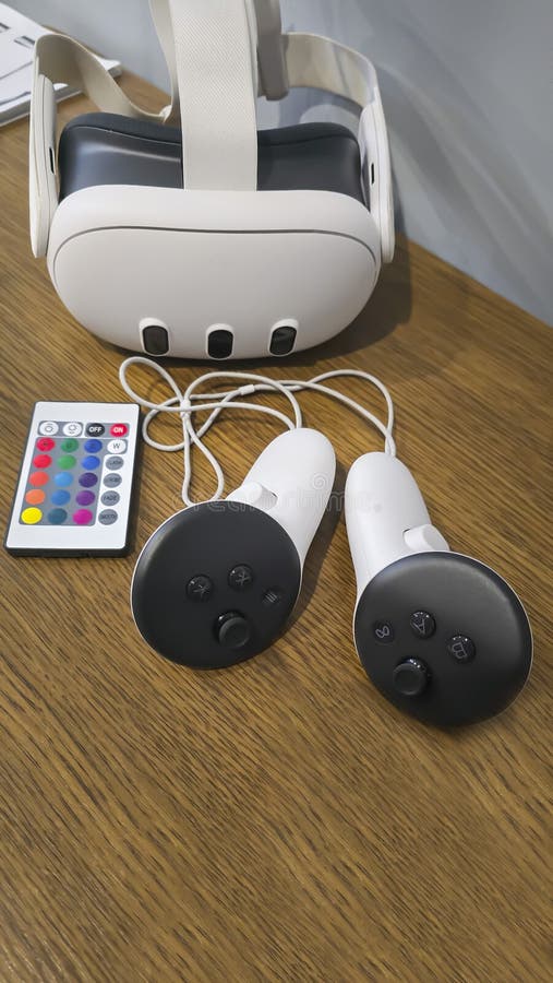 Virtual Game Set. VR Headset Stock Photo - Image of reality, device ...