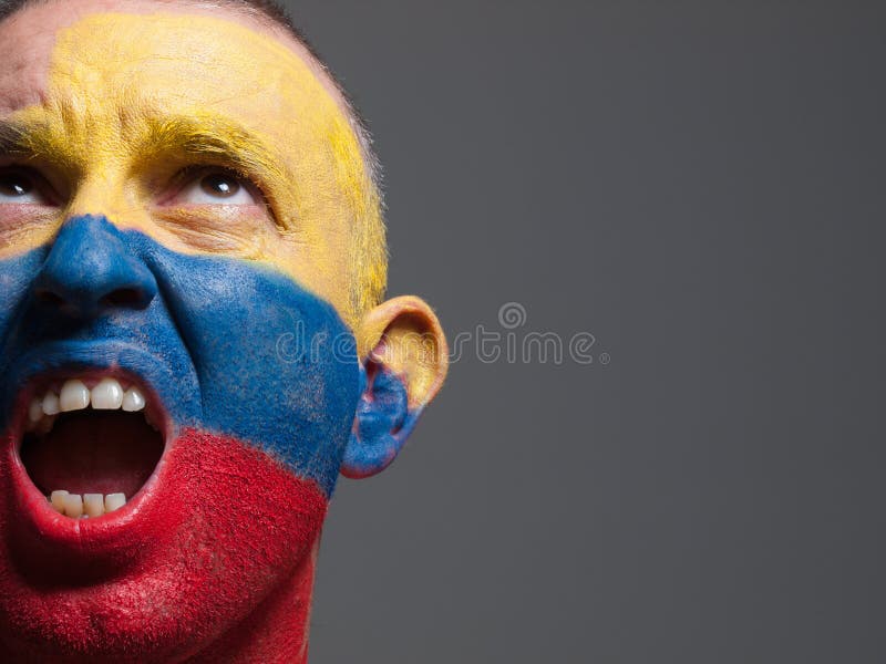 Visage D'homme Peint Avec Le Drapeau Colombien Image stock - Image du ...