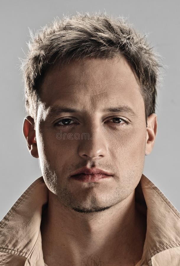 Visage de l'homme photo stock. Image du coupe, chemise - 23587868