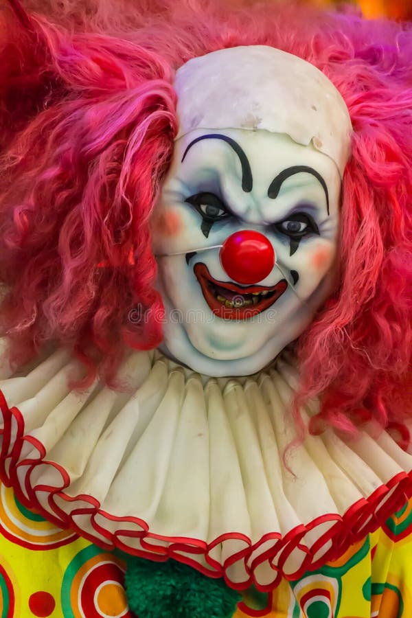 Clown bizarre photo stock. Image of bizarre, cheveu, effrayant - 998254