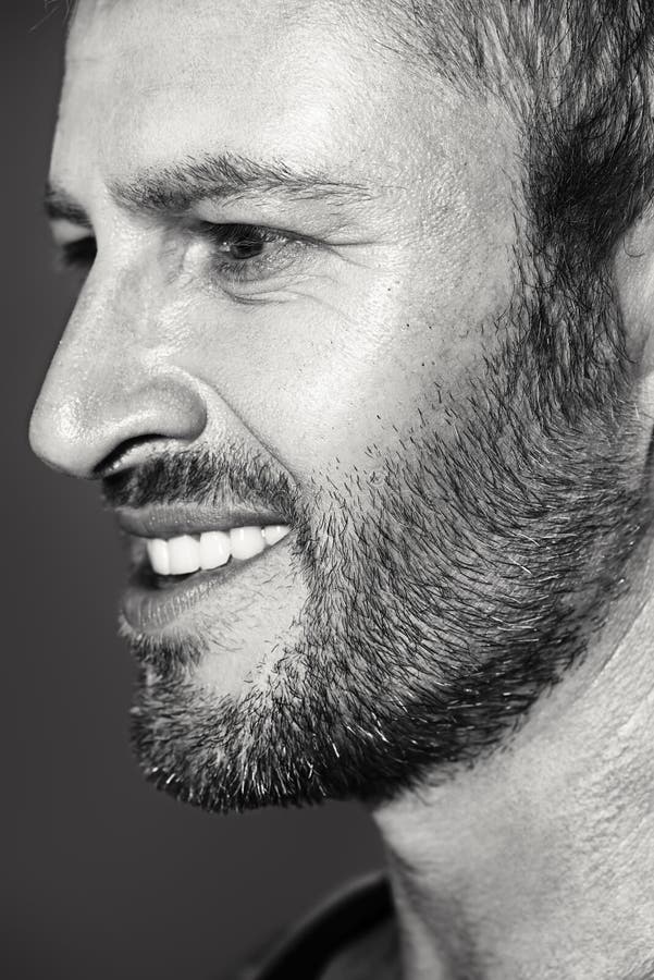 Visage viril image stock. Image du militaire, beau, homme - 33277637