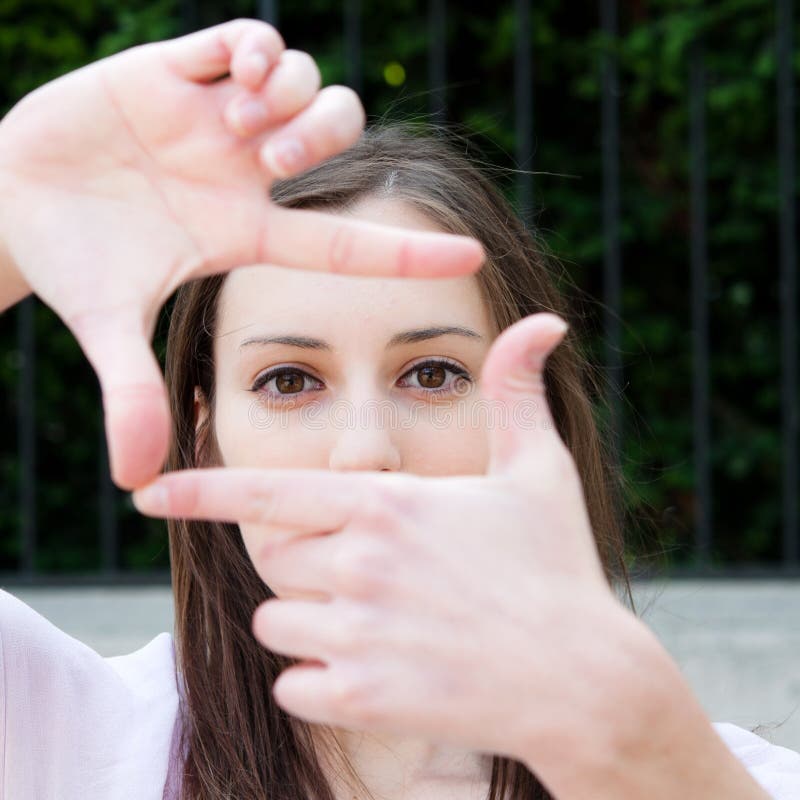 Visión enfocada foto de archivo. Imagen de persona, retrato - 22993952
