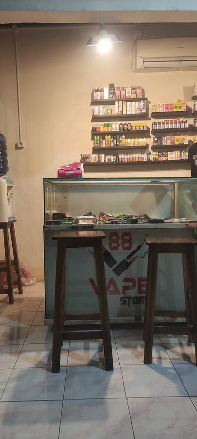Vape Shop in Banyumas . City Editorial Image - Image of home, mural ...