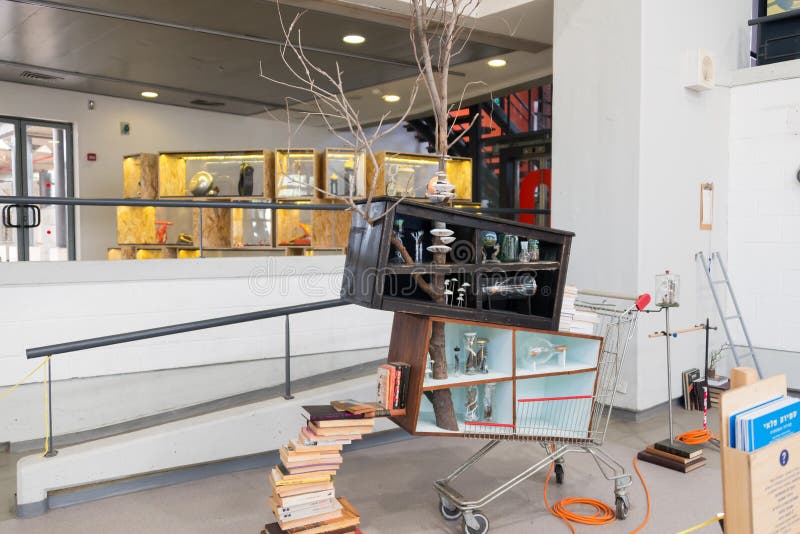 Visiting Bloomfield Science Museum Jerusalem Editorial Photography ...