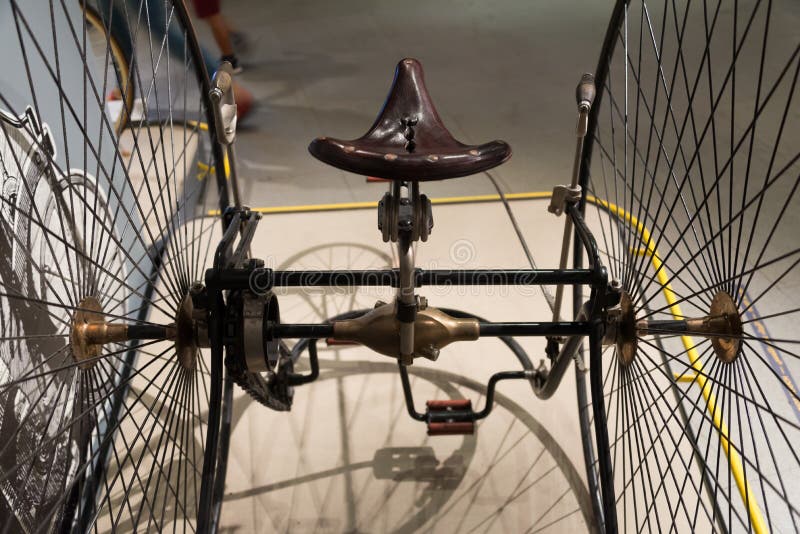 Visiting Bloomfield Science Museum Jerusalem Editorial Photo - Image of ...