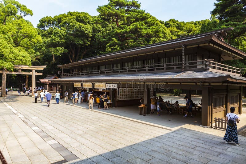 Visiting the Meiji Jingu Shinto Shrine Editorial Photography - Image of ...