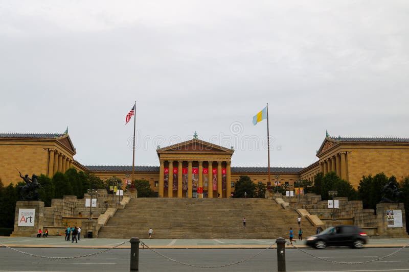 Visitors Explore the Steps of a Large Museum in a City Editorial ...