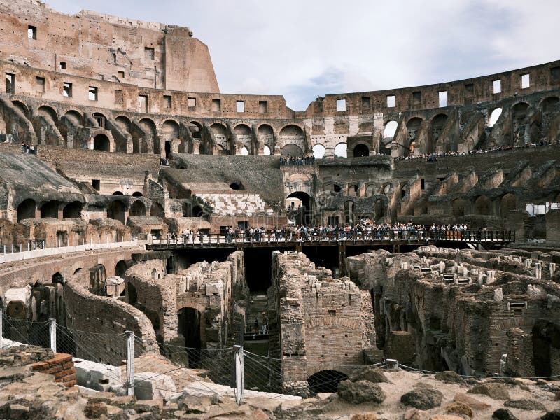 Visitors Exploring Inside the Roman Coliseum Editorial Stock Image ...