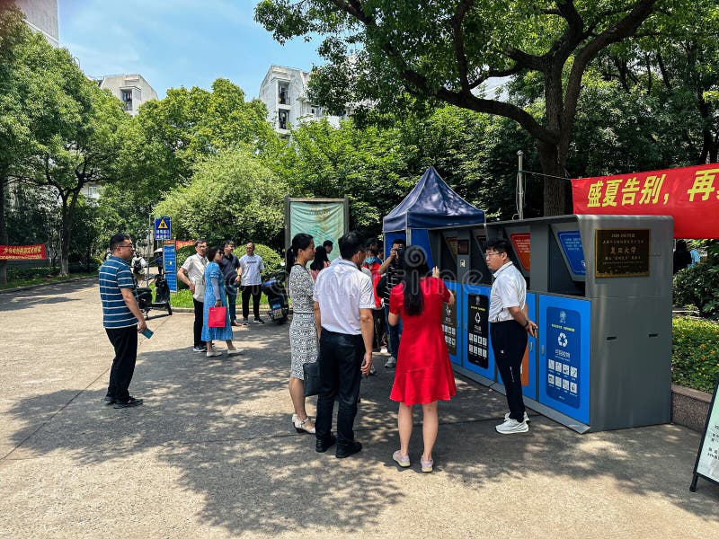 Visitors from Other Universities Visiting Garbage Drop-off Station ...